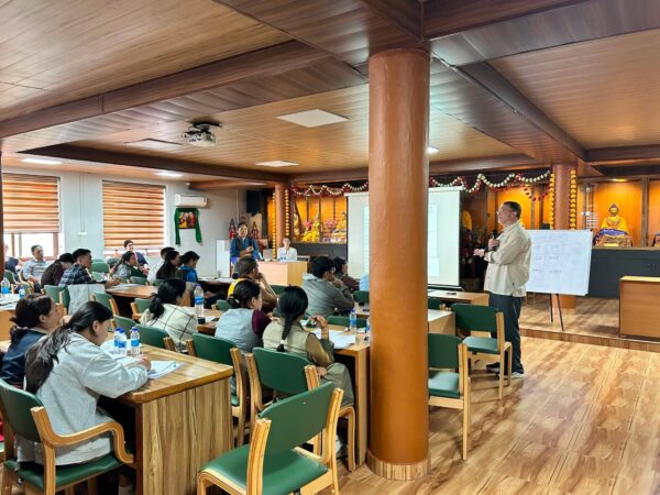 印北藏医历算院与美国埃默里大学开展第十届医学知识交流 - VOT